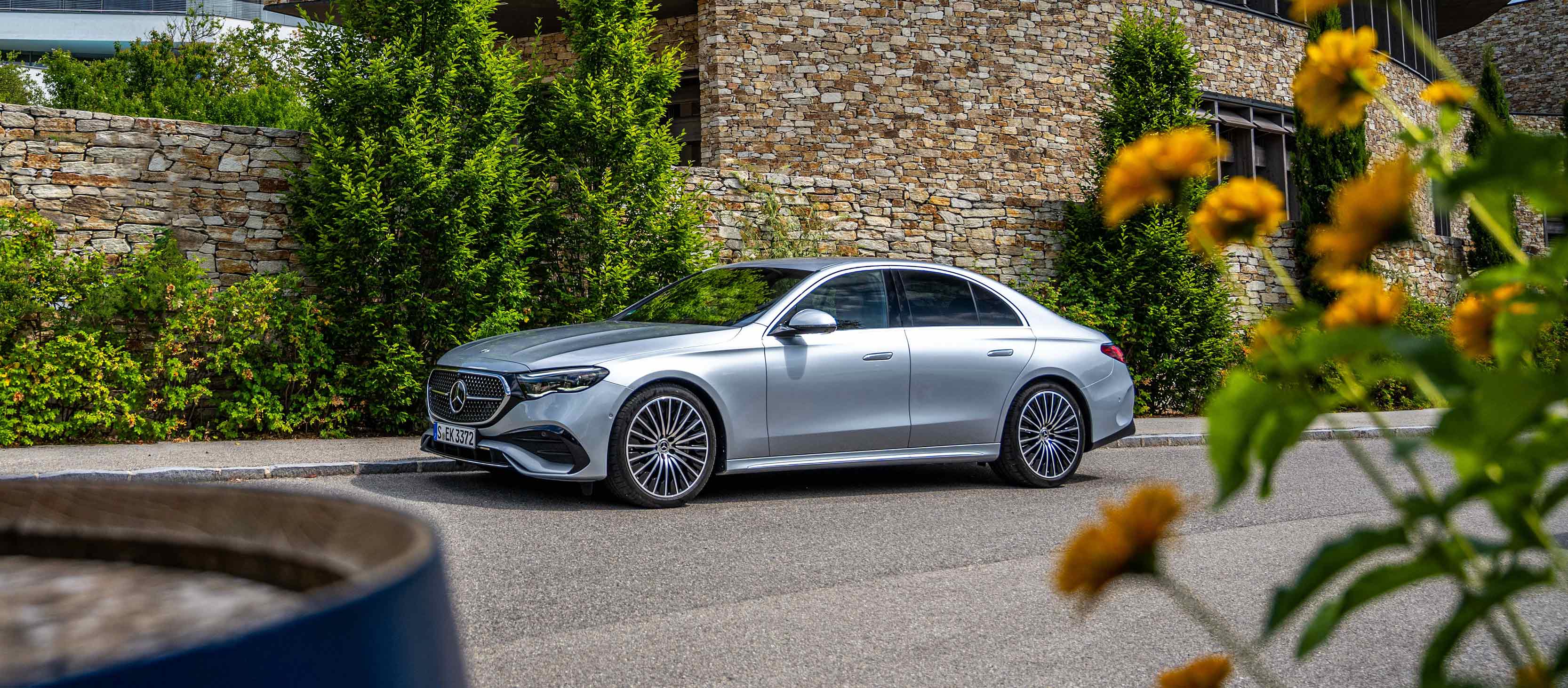 Mercedes Benz