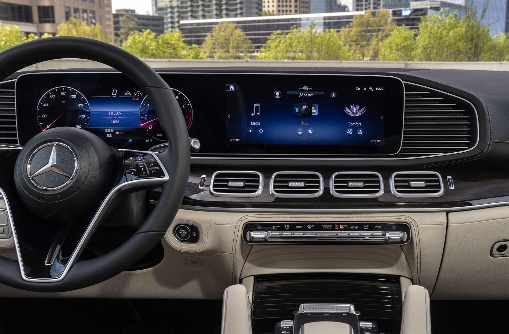 Mercedes Benz